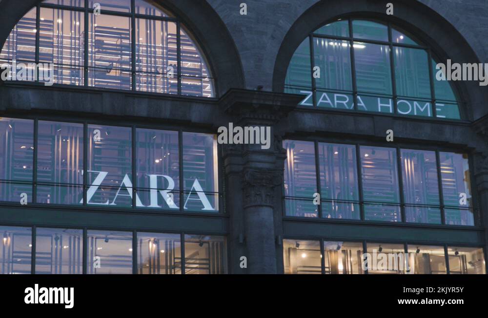 Zara sign Stock Videos & Footage - HD and 4K Video Clips - Alamy