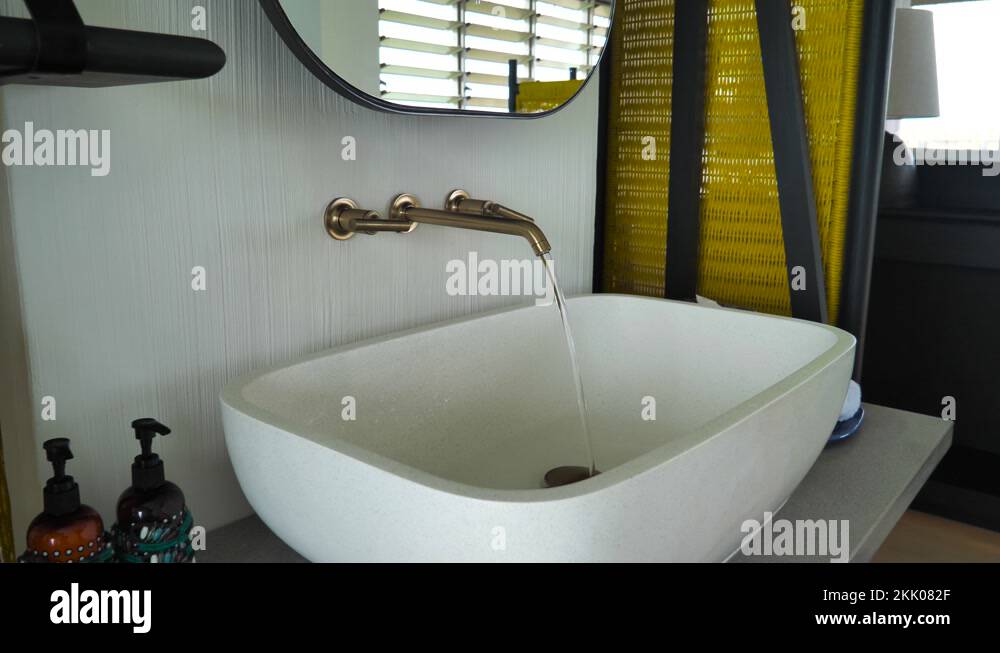 Metal fixtures Stock Videos & Footage - HD and 4K Video Clips - Alamy