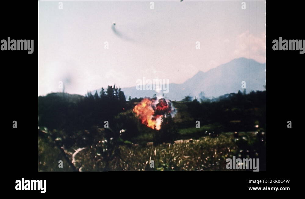 Explosion fire plume Stock Videos & Footage - HD and 4K Video Clips - Alamy
