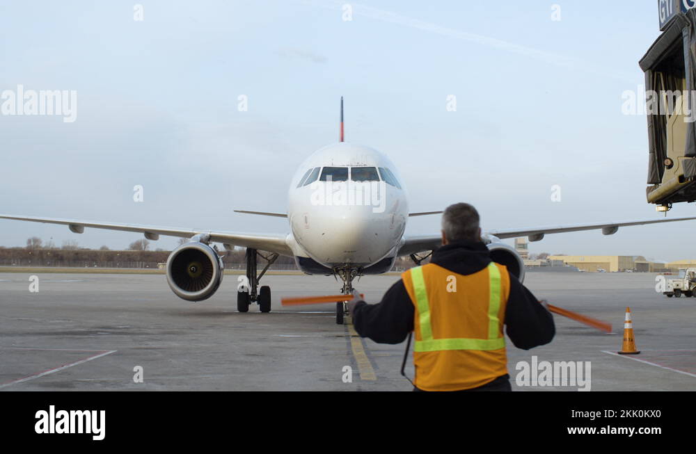 Pilot signal Stock Videos & Footage - HD and 4K Video Clips - Alamy