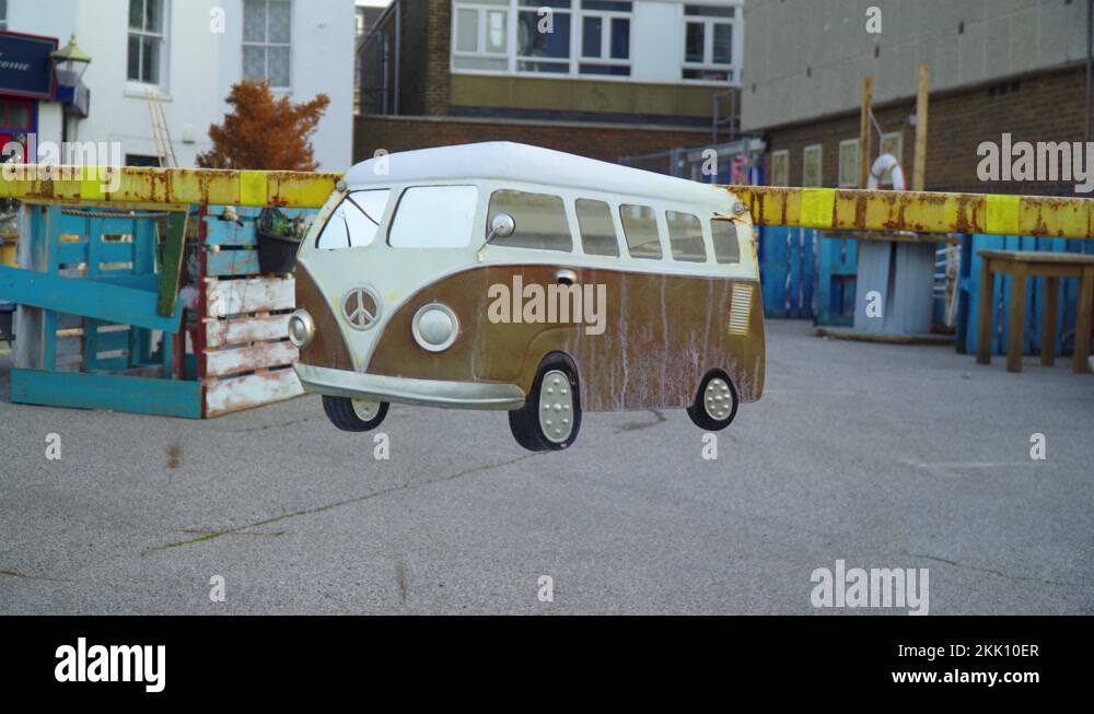 Rusty camper van Stock Videos & Footage - HD and 4K Video Clips - Alamy