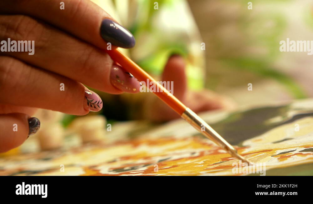 Drawing training Stock Videos & Footage - HD and 4K Video Clips - Alamy