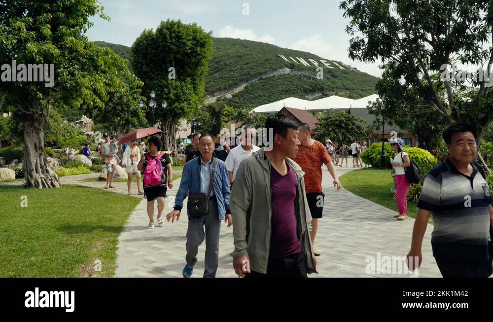 Chinese people tourists walk Stock Videos & Footage - HD and 4K Video ...