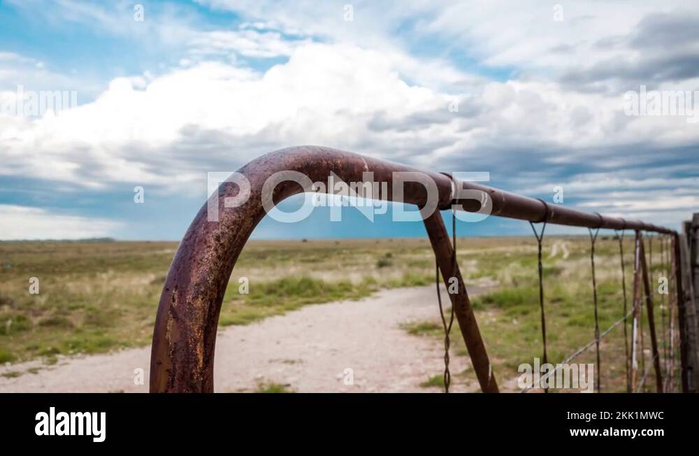 Gate farm landscape Stock Videos & Footage - HD and 4K Video Clips - Alamy