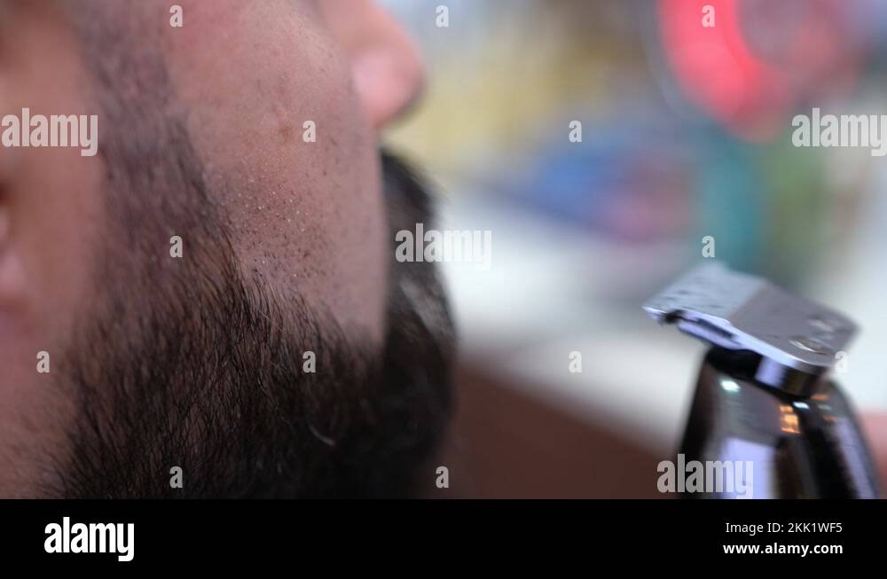 How to clean beard Stock Videos & Footage - HD and 4K Video Clips - Alamy
