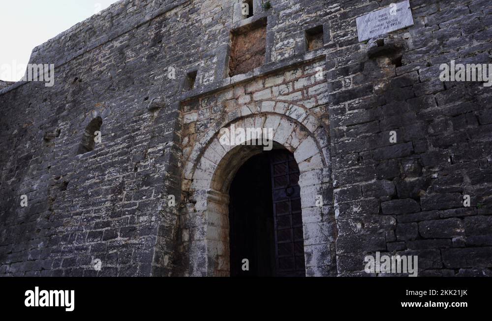 Arc gate Stock Videos & Footage - HD and 4K Video Clips - Alamy