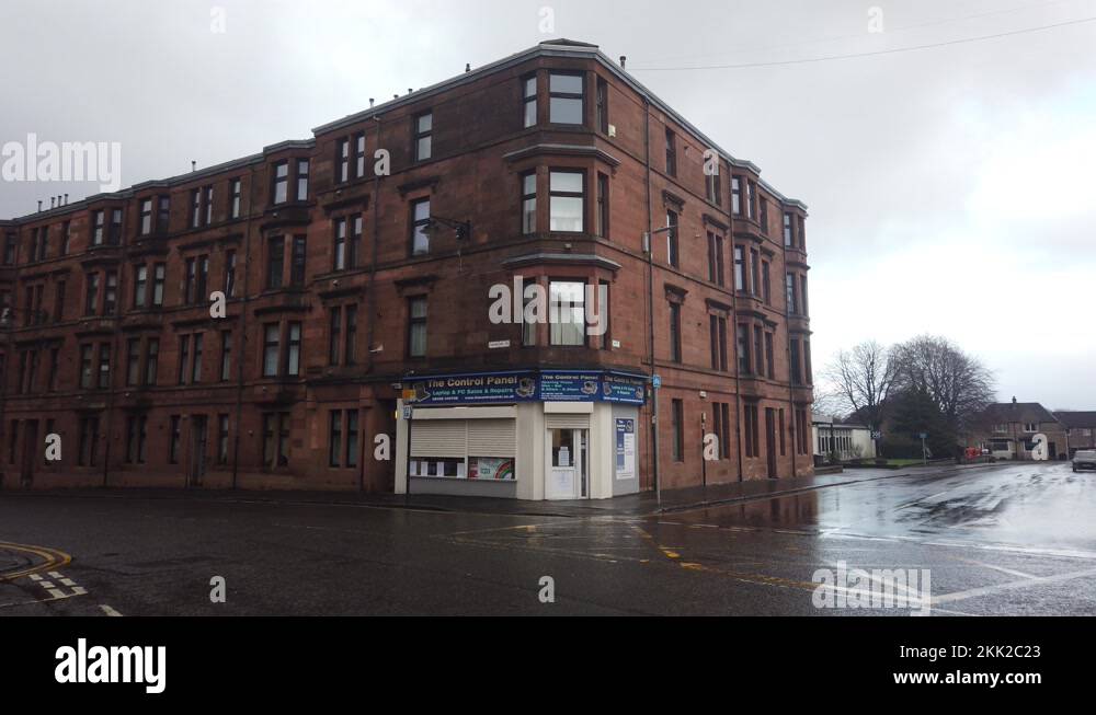 Corner shop Stock Videos & Footage - HD and 4K Video Clips - Alamy