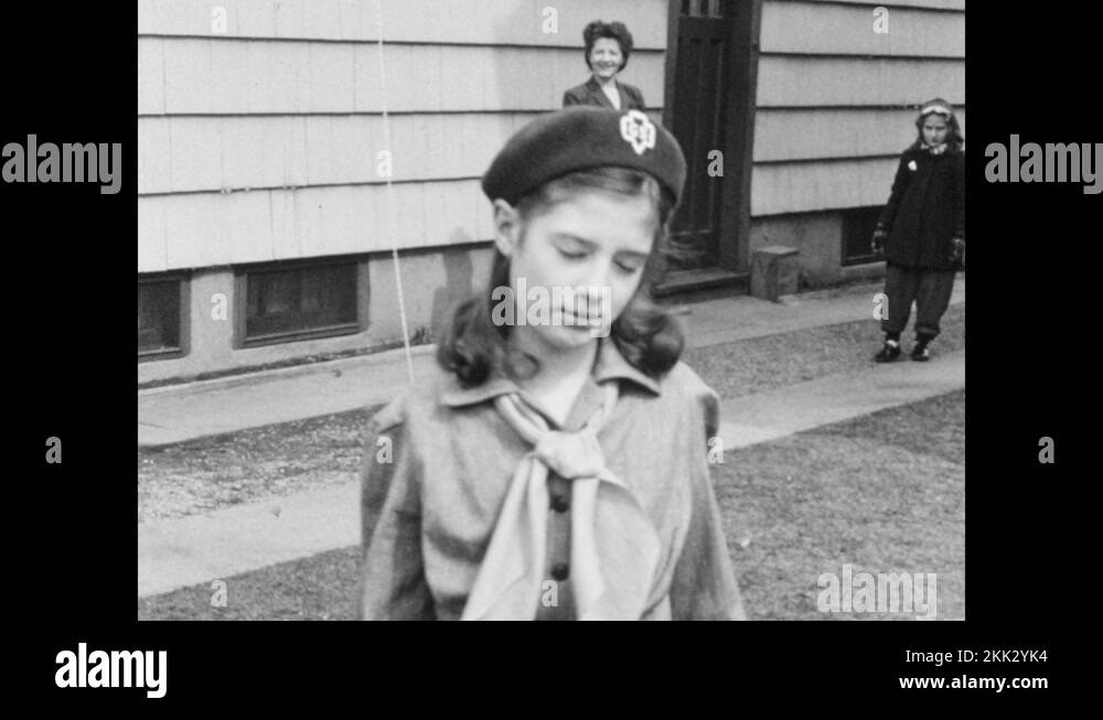 Scout girls 1940s Stock Videos & Footage - HD and 4K Video Clips - Alamy