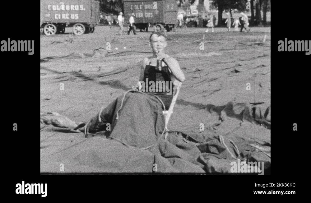 Circus worker Stock Videos & Footage - HD and 4K Video Clips - Alamy