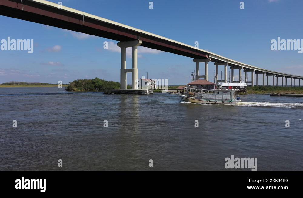 The crab bridge Stock Videos & Footage - HD and 4K Video Clips - Alamy