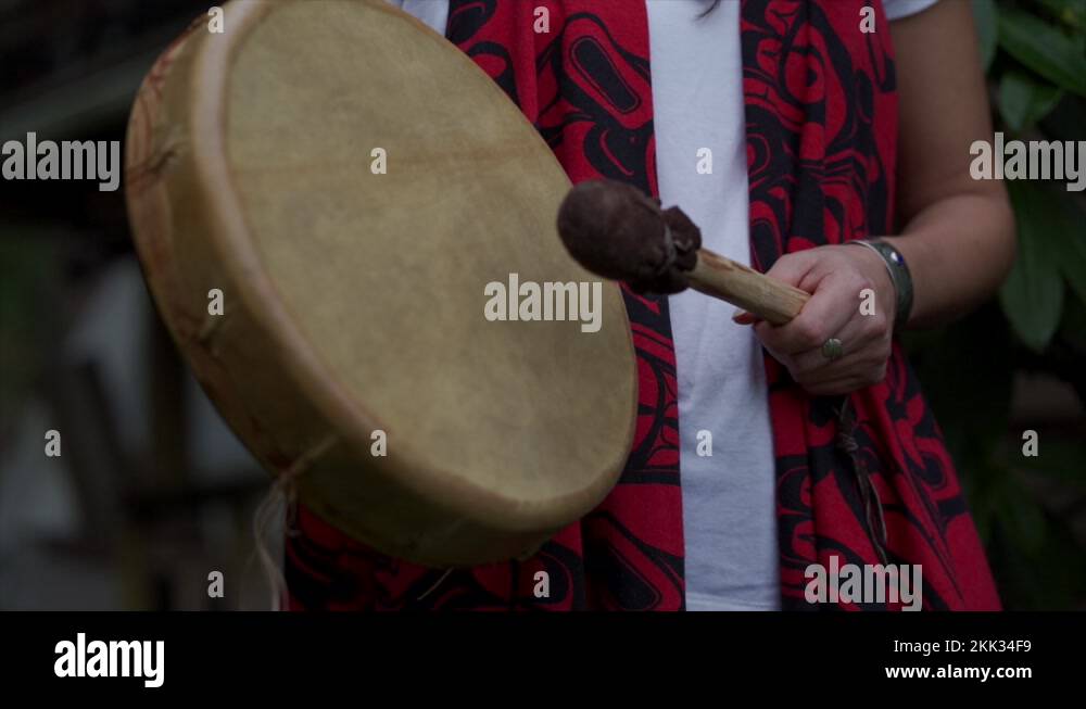 Aboriginal drum Stock Videos & Footage - HD and 4K Video Clips - Alamy