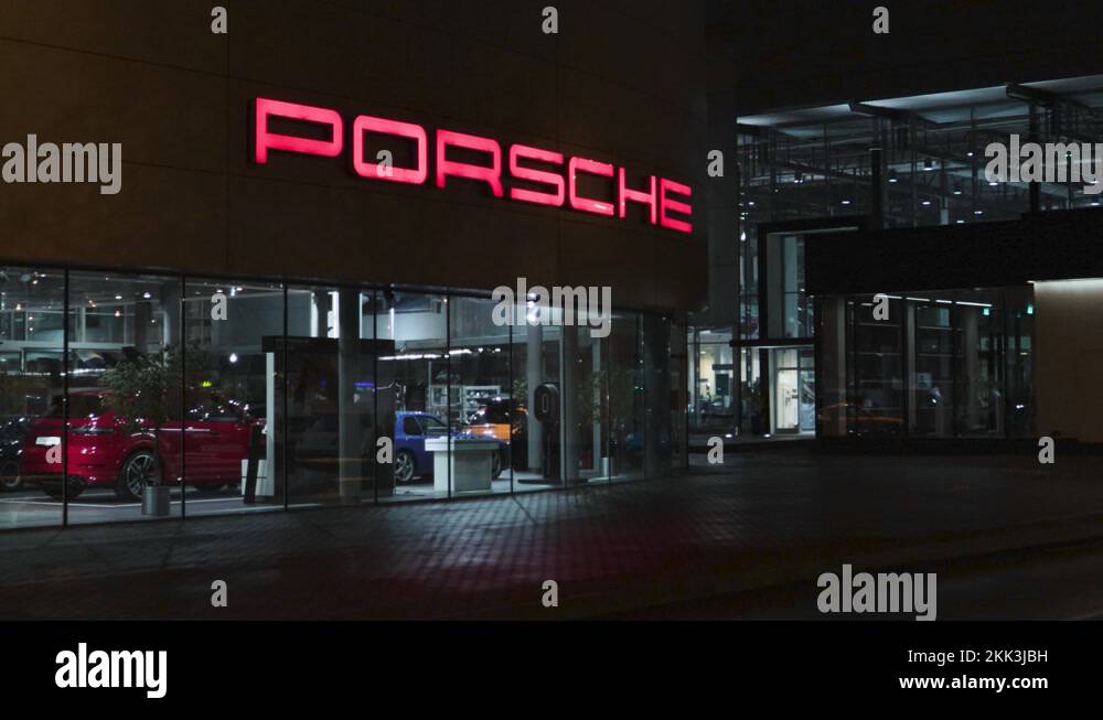 Cayenne logo Stock Videos & Footage - HD and 4K Video Clips - Alamy