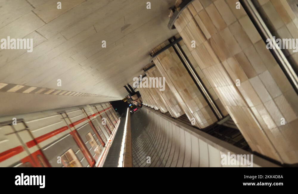 Train arriving metro station platform Stock Videos & Footage - HD and ...