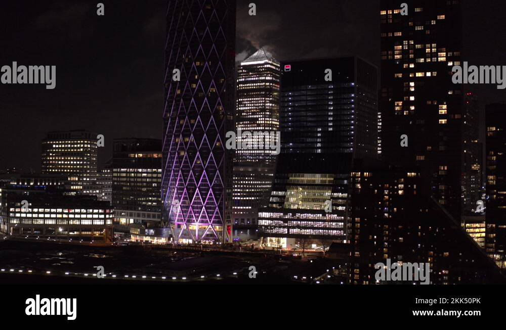 One canary square Stock Videos & Footage - HD and 4K Video Clips - Alamy