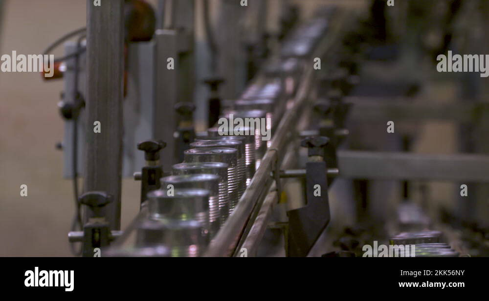 Track assembly Stock Videos & Footage - HD and 4K Video Clips - Alamy