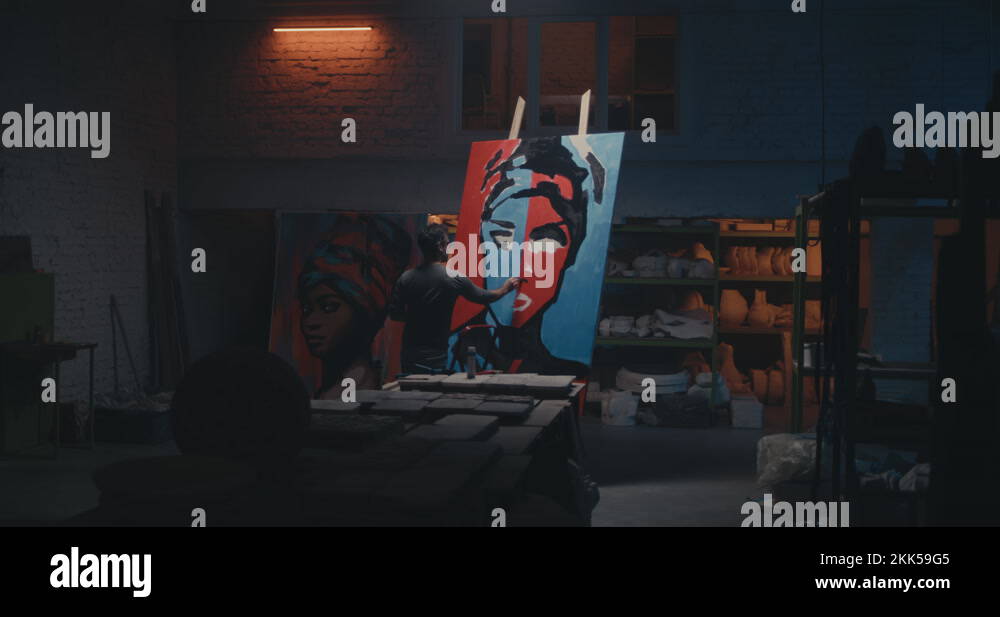 Dark artist studio Stock Videos & Footage - HD and 4K Video Clips - Alamy