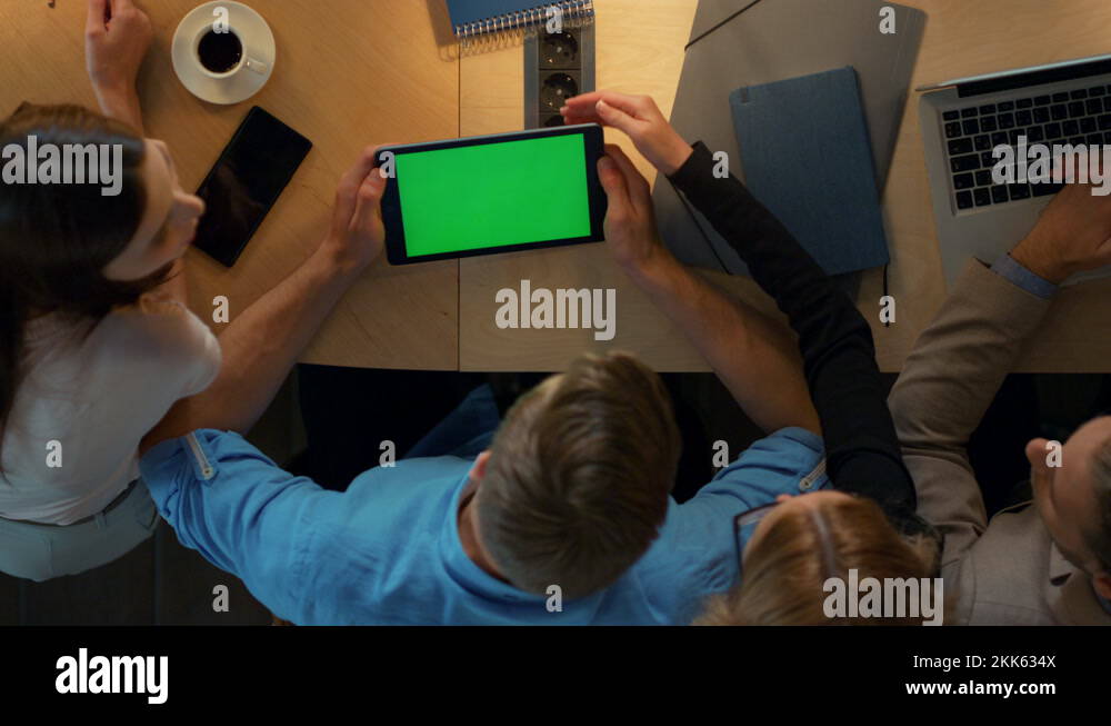 Coworking green Stock Videos & Footage - HD and 4K Video Clips - Alamy