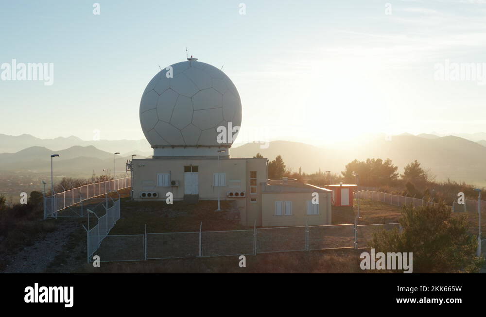 Antenna radome Stock Videos & Footage - HD and 4K Video Clips - Alamy