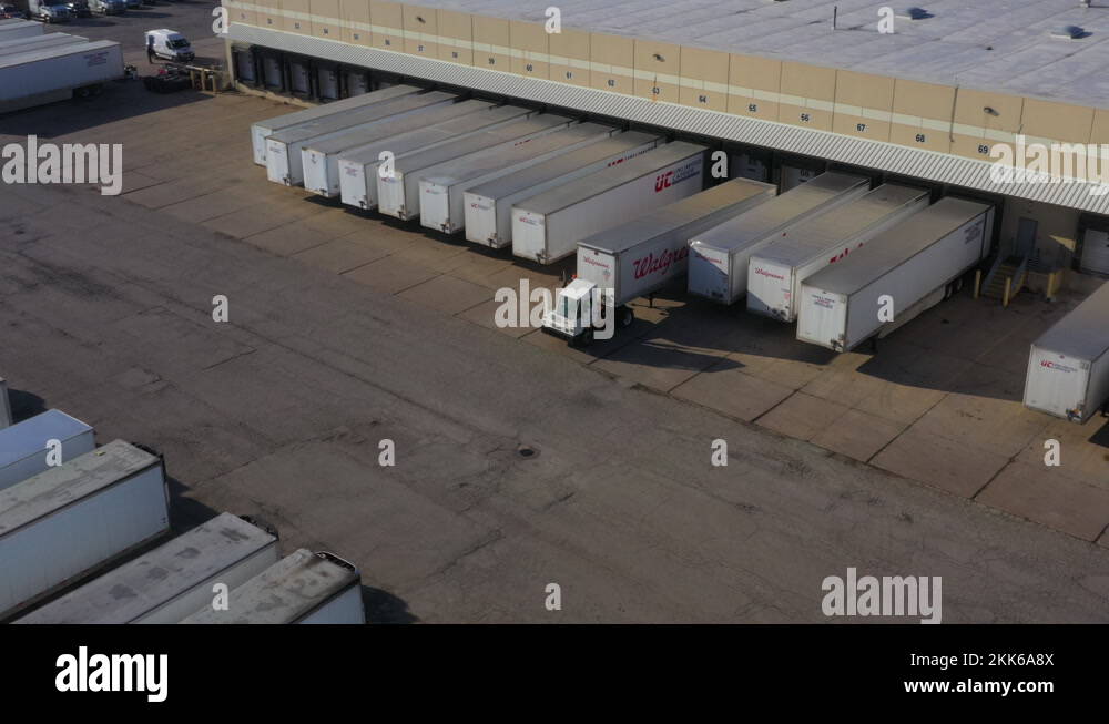 Famous carriers Stock Videos & Footage - HD and 4K Video Clips - Alamy