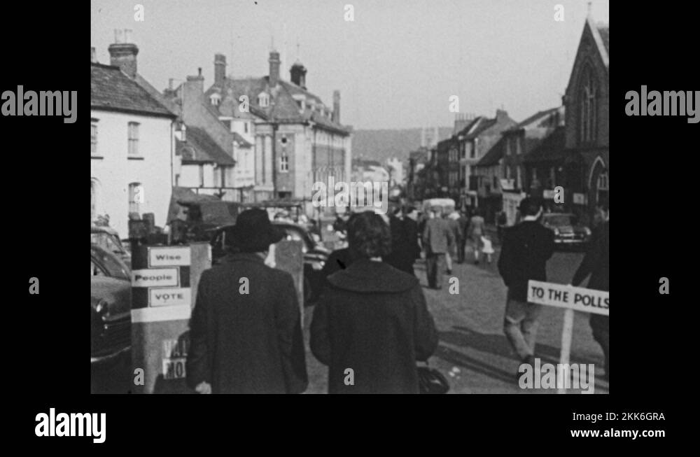 1950s people walking Stock Videos & Footage - HD and 4K Video Clips - Alamy