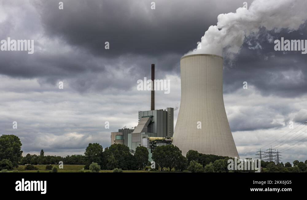 Coal smoke stack Stock Videos & Footage - HD and 4K Video Clips - Alamy