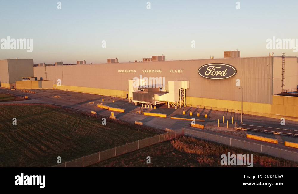 Manufacturing plant exterior Stock Videos & Footage - HD and 4K Video ...