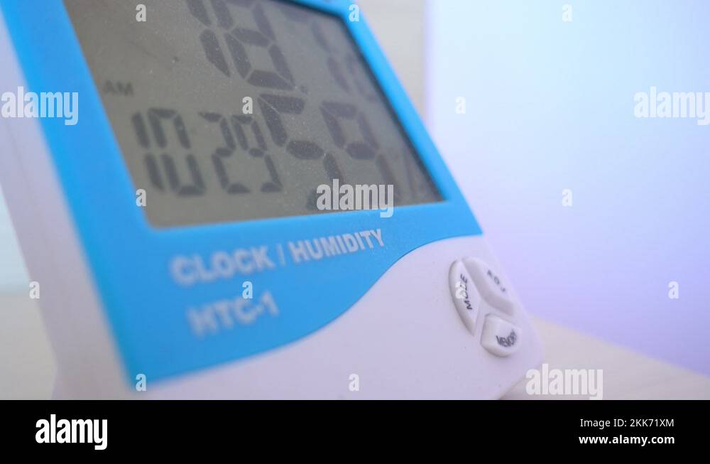 Digital clock face Stock Videos & Footage - HD and 4K Video Clips - Alamy