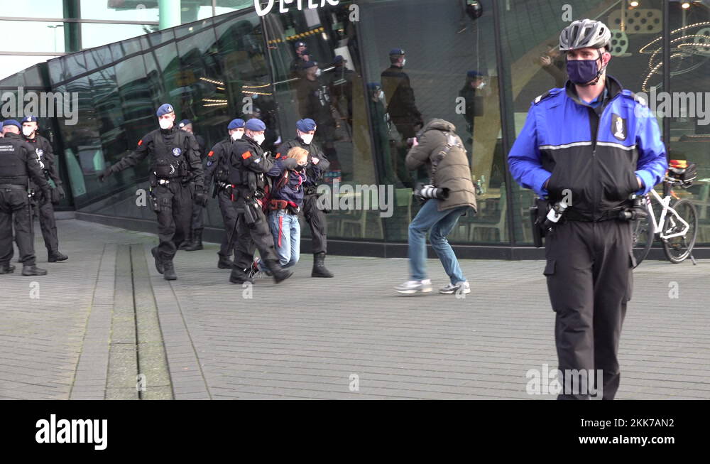 Dutch border Stock Videos & Footage - HD and 4K Video Clips - Alamy