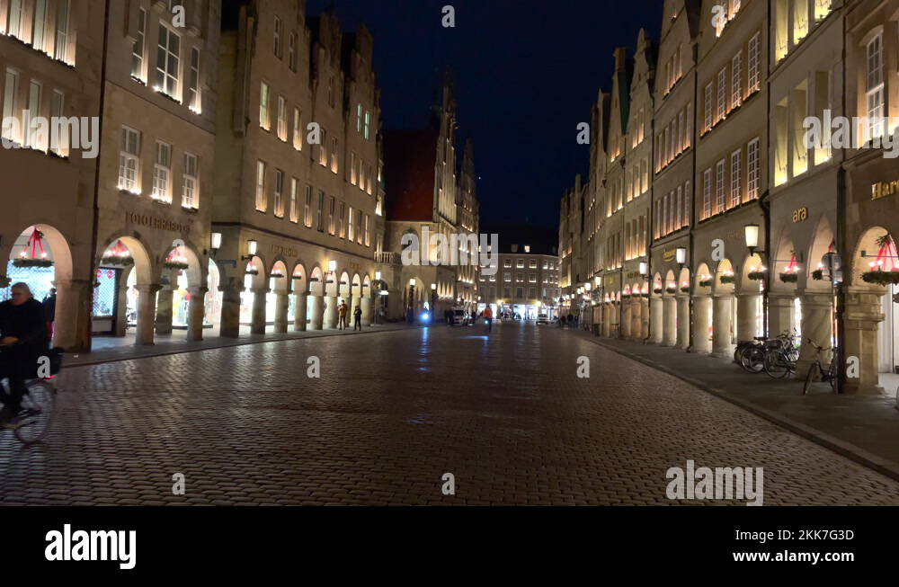 Arch buildings Stock Videos & Footage - HD and 4K Video Clips - Alamy