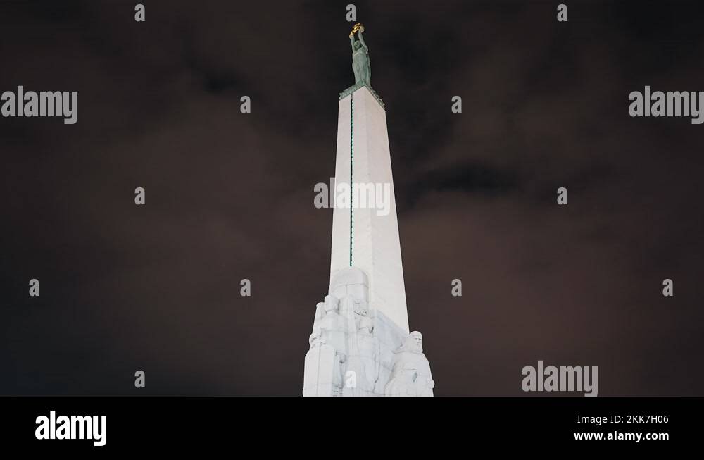 Illuminated monument Stock Videos & Footage - HD and 4K Video Clips - Alamy