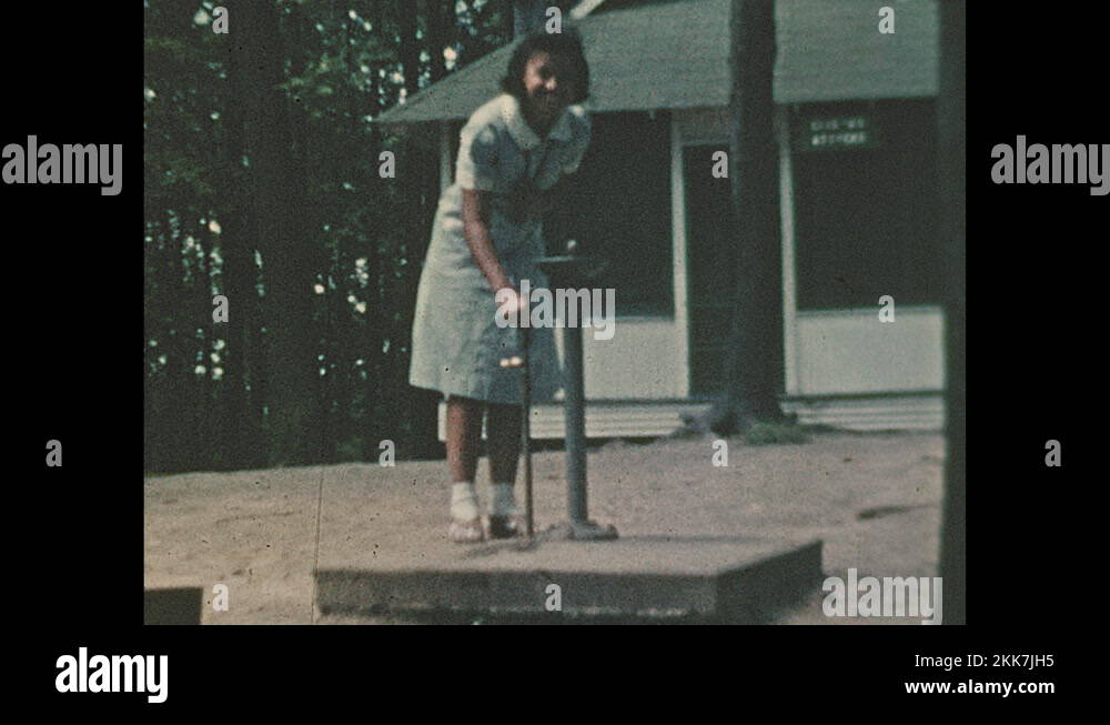 Water fountain sign Stock Videos & Footage - HD and 4K Video Clips - Alamy