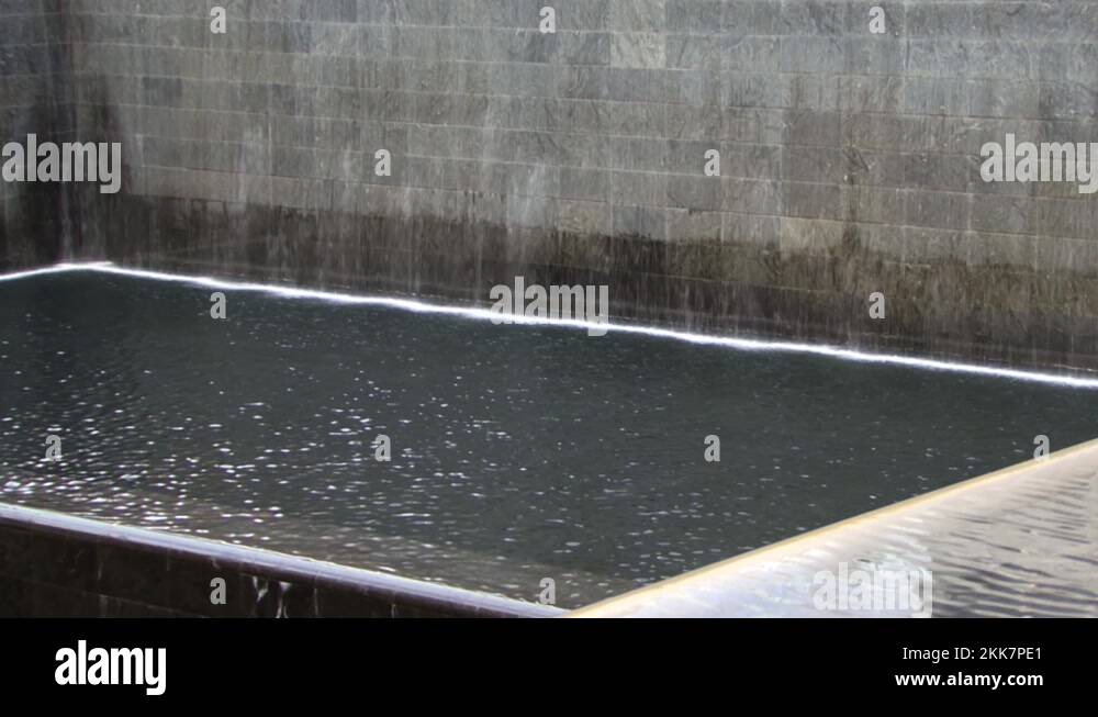 Waterfalls and the pits of National September 11 Memorial and Museum in ...