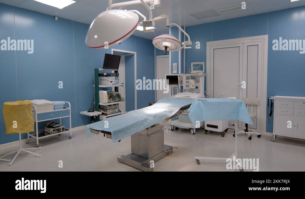 Overhead light operating room Stock Videos & Footage - HD and 4K Video ...