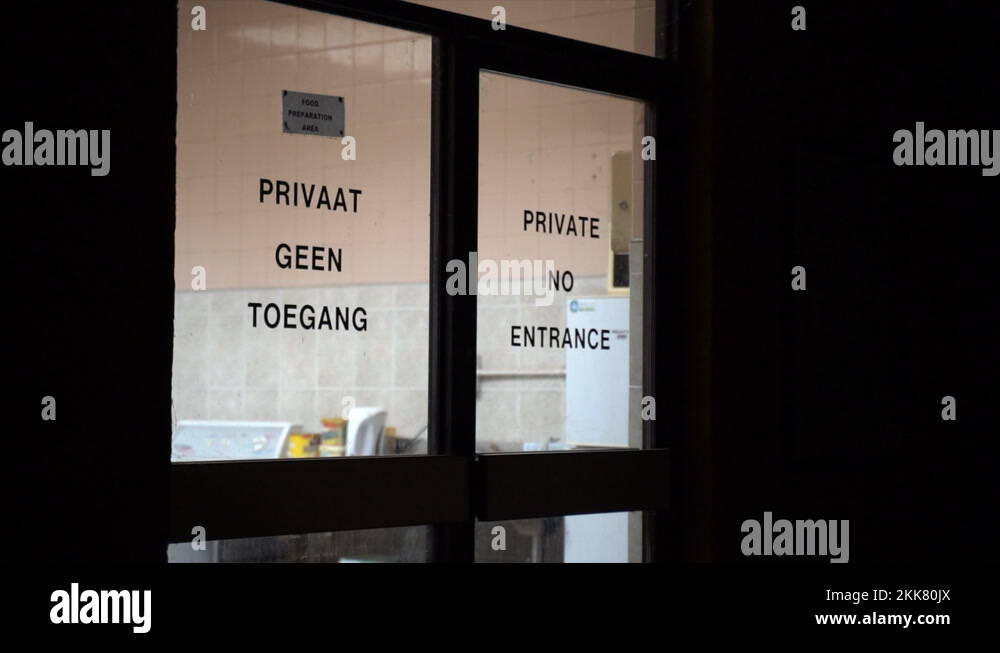 Continuous glass Stock Videos & Footage - HD and 4K Video Clips - Alamy