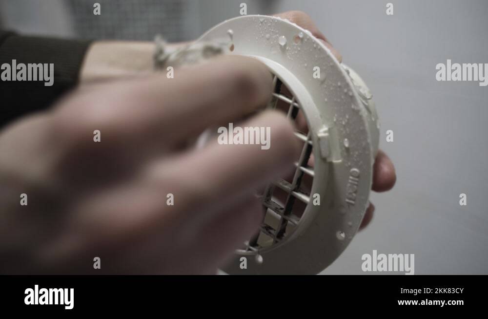 Extractor vent Stock Videos & Footage - HD and 4K Video Clips - Alamy