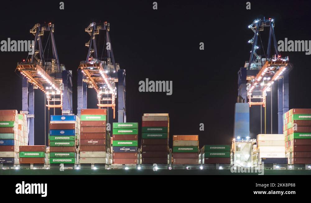 Cranes loading containers Stock Videos & Footage - HD and 4K Video ...
