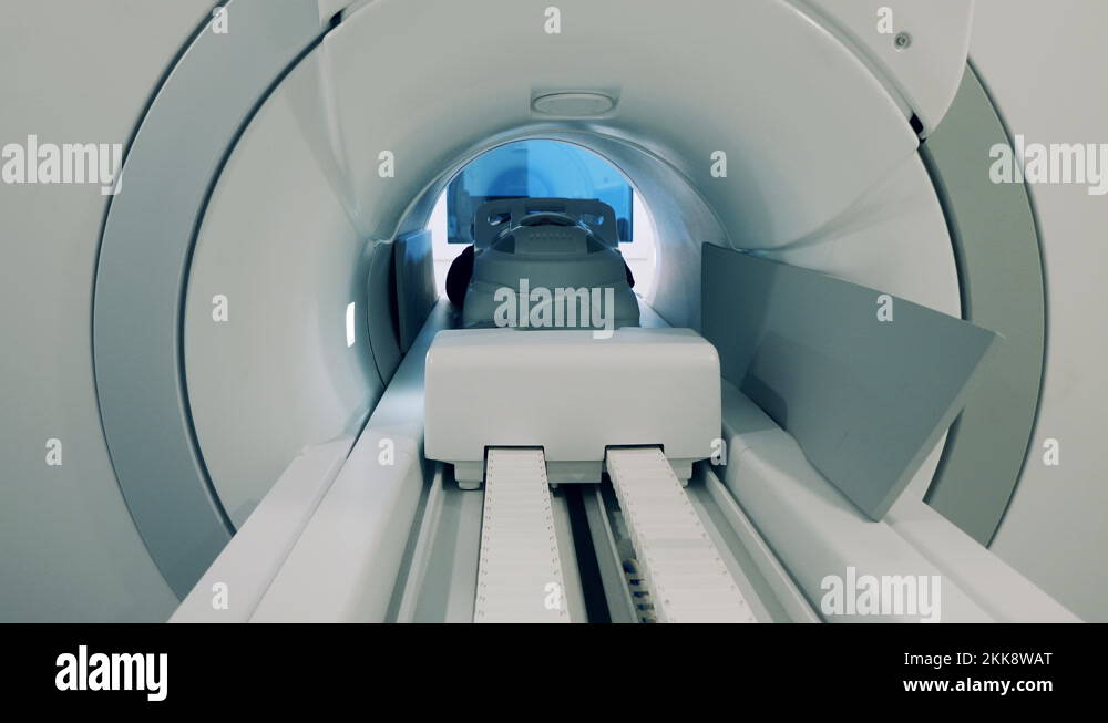 Patient Inside Mri Machine Stock Videos And Footage Hd And 4k Video Clips Alamy