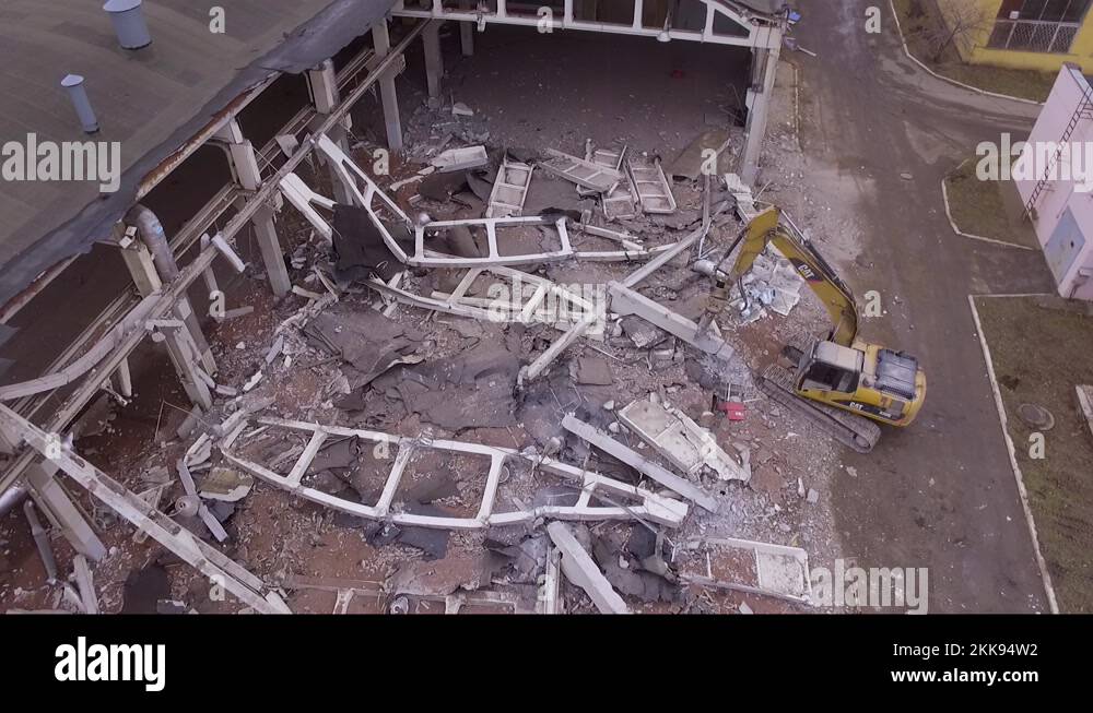 Destruction building Stock Videos & Footage - HD and 4K Video Clips - Alamy