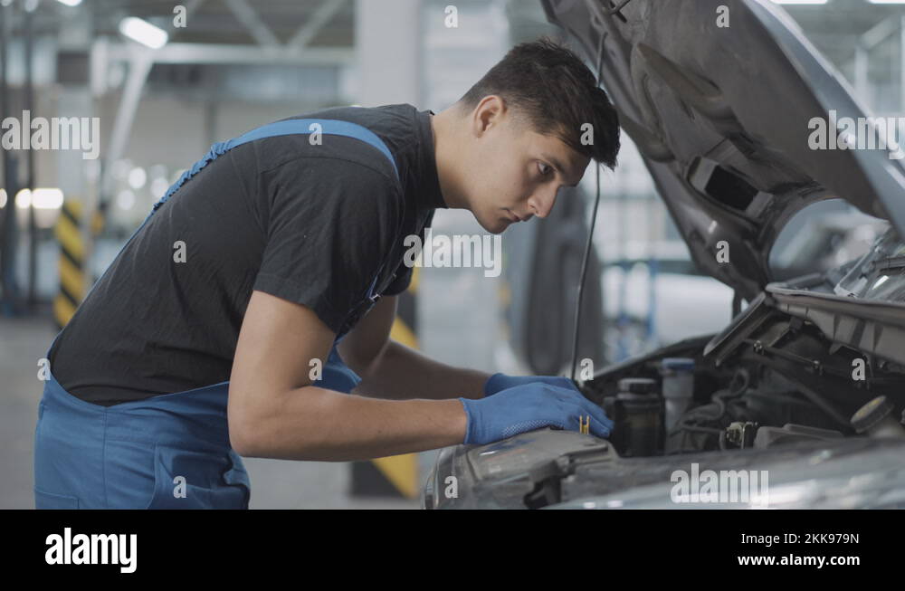 Mechanic looking in engine Stock Videos & Footage - HD and 4K Video ...