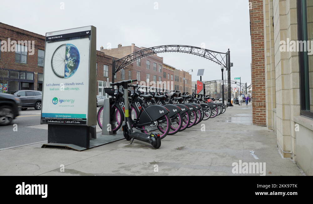 Lyft bike Stock Videos & Footage - HD and 4K Video Clips - Alamy