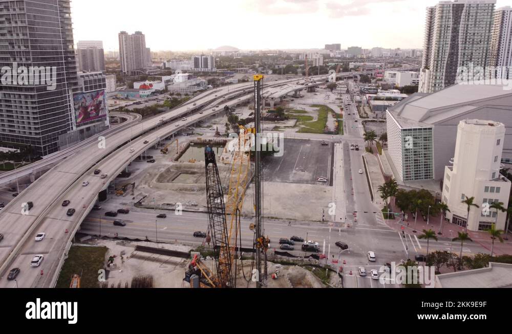 Signature bridge Stock Videos & Footage - HD and 4K Video Clips - Alamy