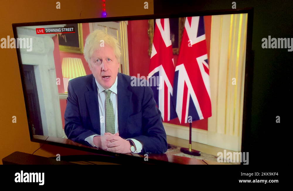 Lockdown 2021, Boris Johnson informs the UK Public live on BBC, TV in a Stock Video Footage - Alamy