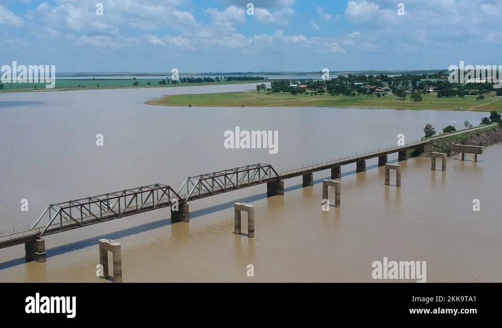 Steelstructures Stock Videos & Footage - HD and 4K Video Clips - Alamy