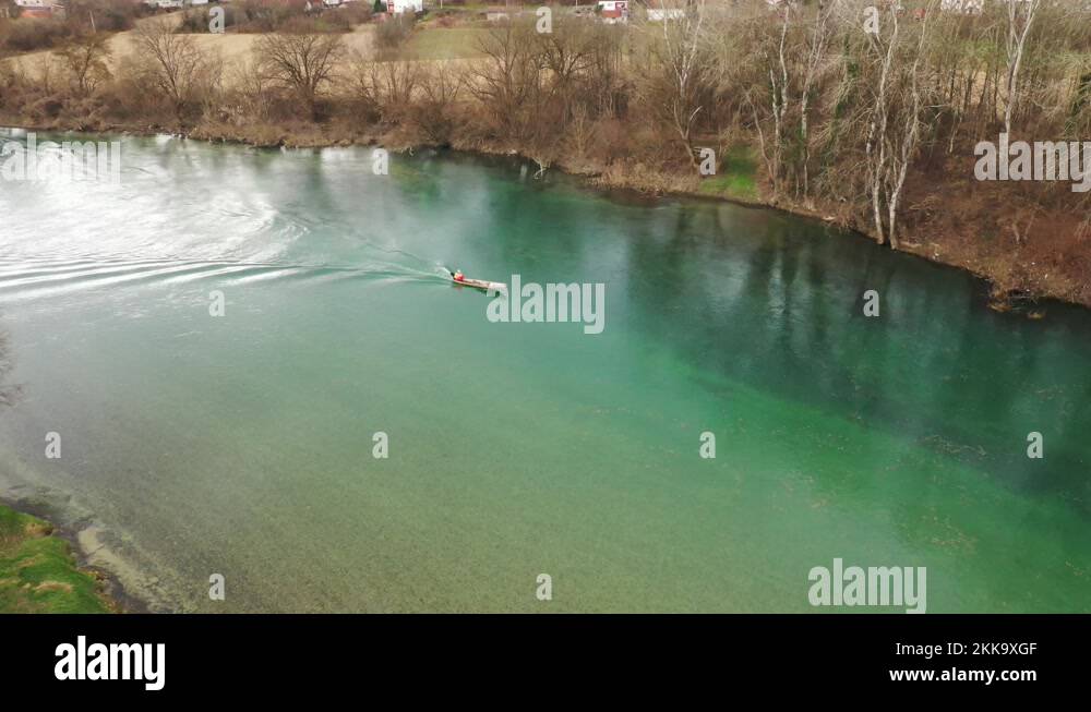 Una boat Stock Videos & Footage - HD and 4K Video Clips - Alamy