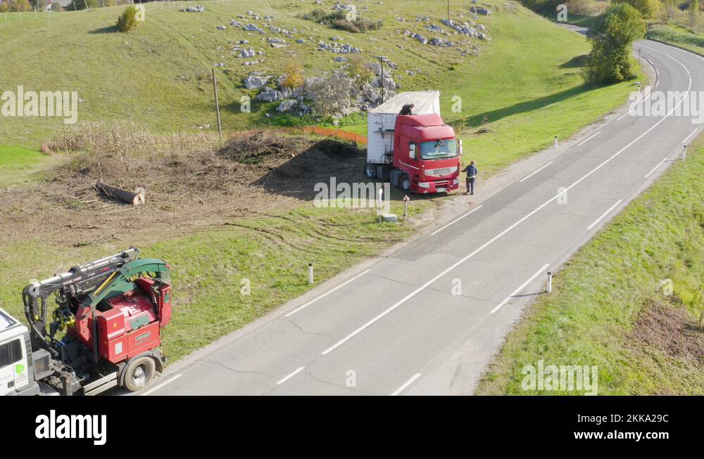 Long lorry Stock Videos & Footage - HD and 4K Video Clips - Alamy