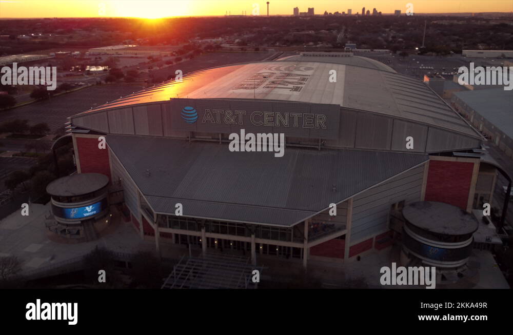 Spurs stadium Stock Videos & Footage - HD and 4K Video Clips - Alamy
