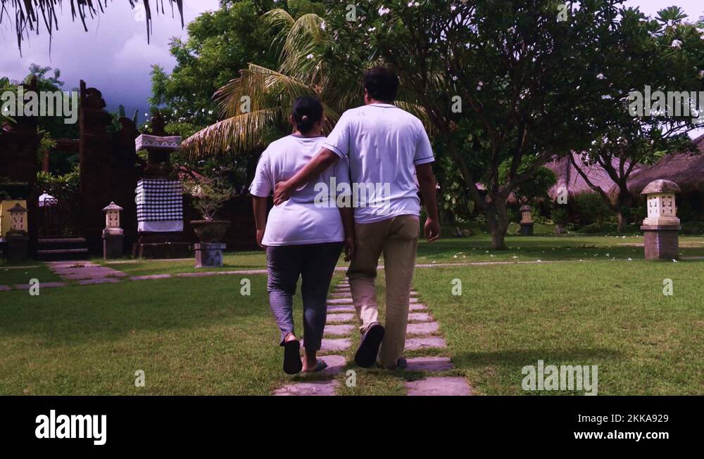 Back view couple Stock Videos & Footage - HD and 4K Video Clips - Alamy