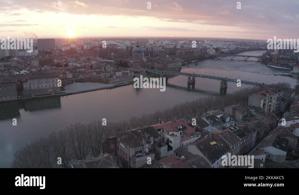 Toulouse sunset Stock Videos & Footage - HD and 4K Video Clips - Alamy