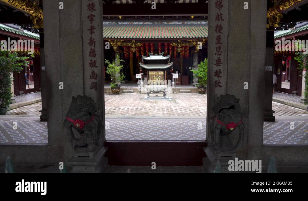 Singapore thian hock keng temple Stock Videos & Footage - HD and 4K ...