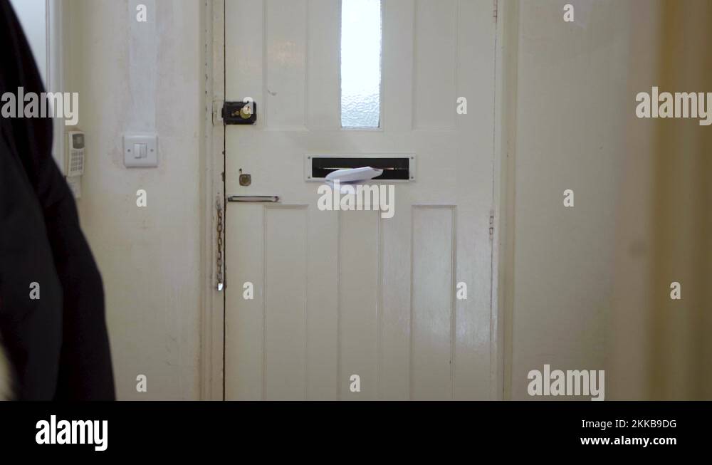 Letter box letterbox Stock Videos & Footage - HD and 4K Video Clips - Alamy